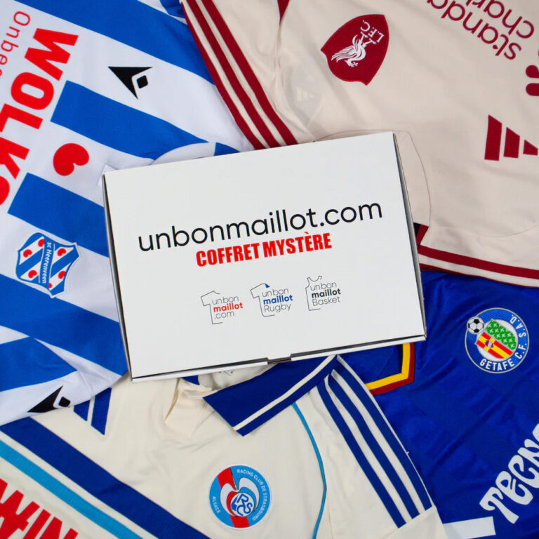 Des Box Mystère Rugby et Football - Univers Crampons
